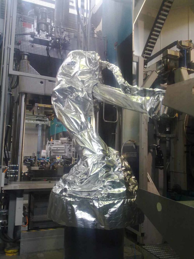 Hitzeschutz für Roboter - Roboterschutzsysteme Roboterschutzhülle